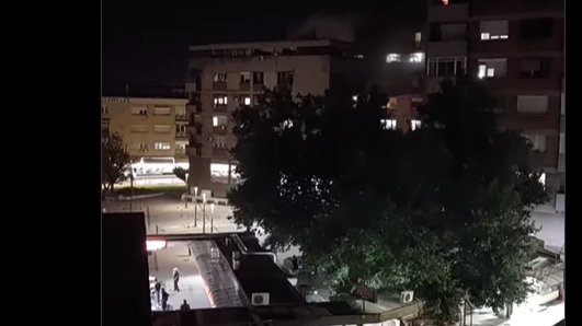 SNIMAK NAKON EKSPLOZIJE u Smederevu: Dim kulja iz zgrade, sirene odjekuju! 🥺 | Red Portal