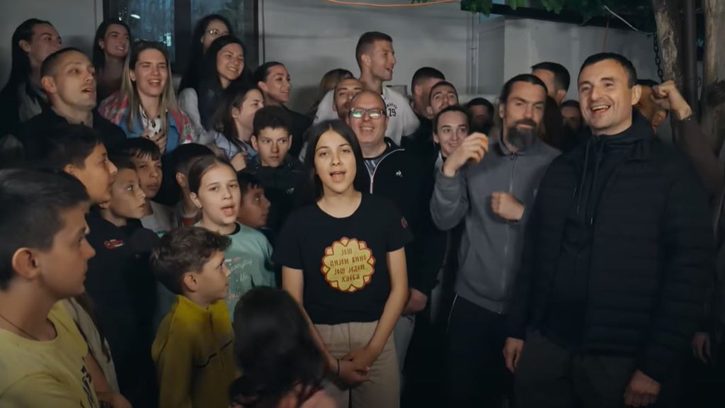 Beogradski sindikat objavio spot za pesmu GETO sa Pavlinom Radovanović ...