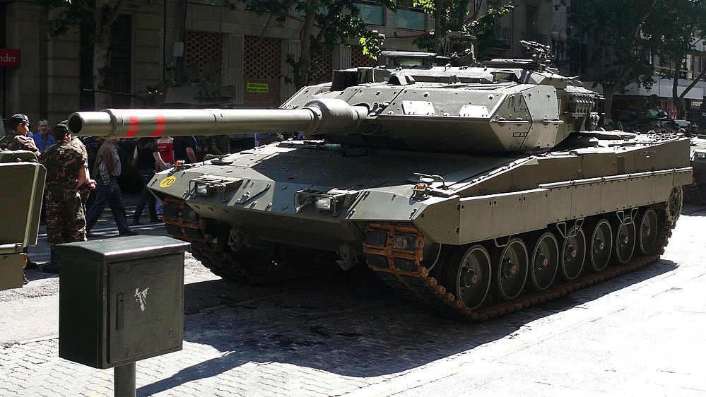 NEMAČKI MINISTAR ODBRANE NAREDIO HITAN POPIS INVENTARA TENKOVSKIH ...