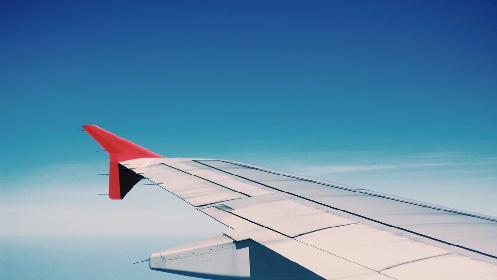 ZA KAŠNJENJE AVIO-LETA OD SADA ZAKONSKA ODŠTETA Evo koliko novca i za ...
