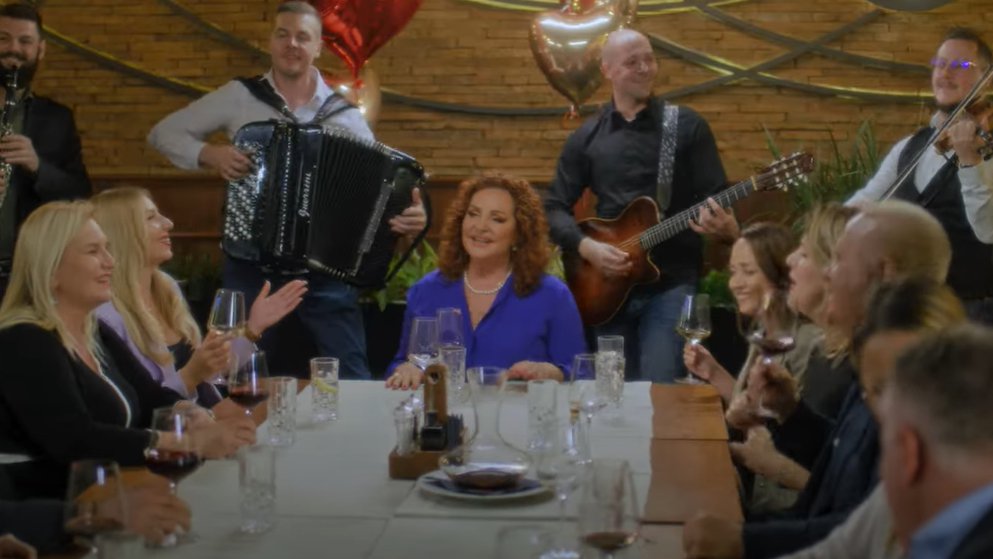 GREŠILA SAM: Ana Bekuta objavila novi album 😍🎶 | Red Portal