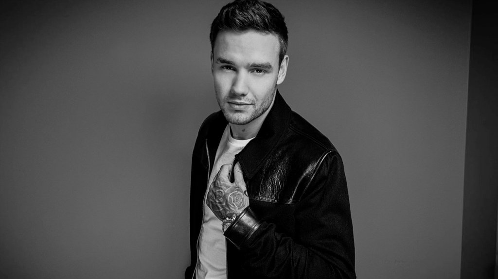 Umro Lijam Pejn (31) iz grupe ONE DIRECTION: Pao sa 3. sprata HOTELA 💔😢 ...
