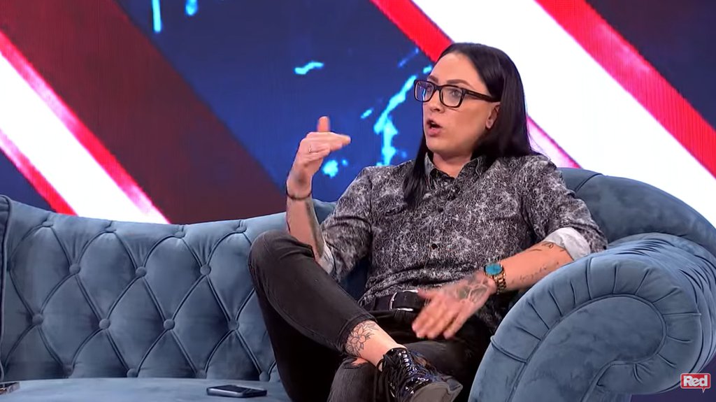 Nakon drame sa ANITOM, Matea Car objavila sliku sa DEVOJKOM 🤷‍♀️🧐📸 ...