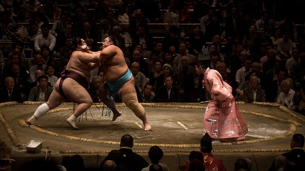Sumo rvači - divovi u pelenama | Red Portal