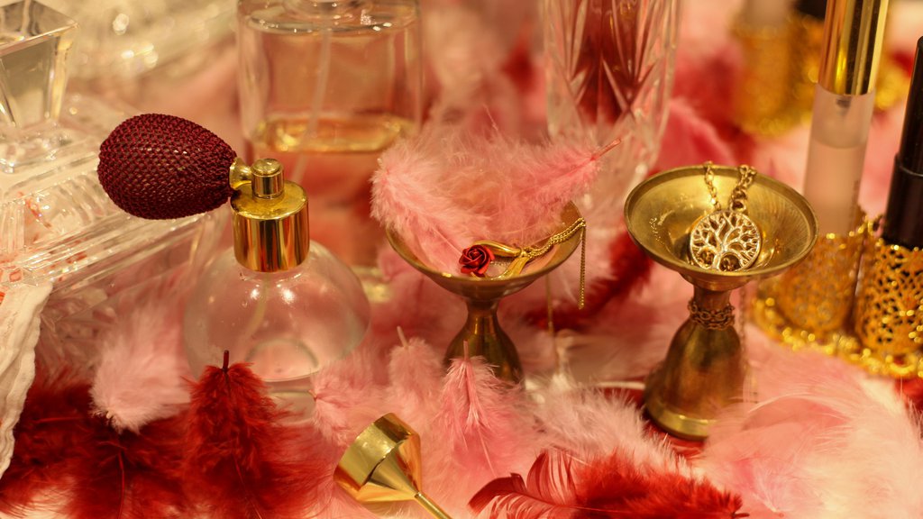 Kako je nastajala šminka pre? 💄💋 | Red Portal