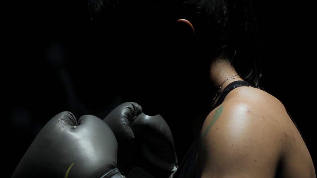 Srbija ima bokserku u polufinalu EVROPSKOG PRVENSTVA 🥊: Sara Ćirković ...