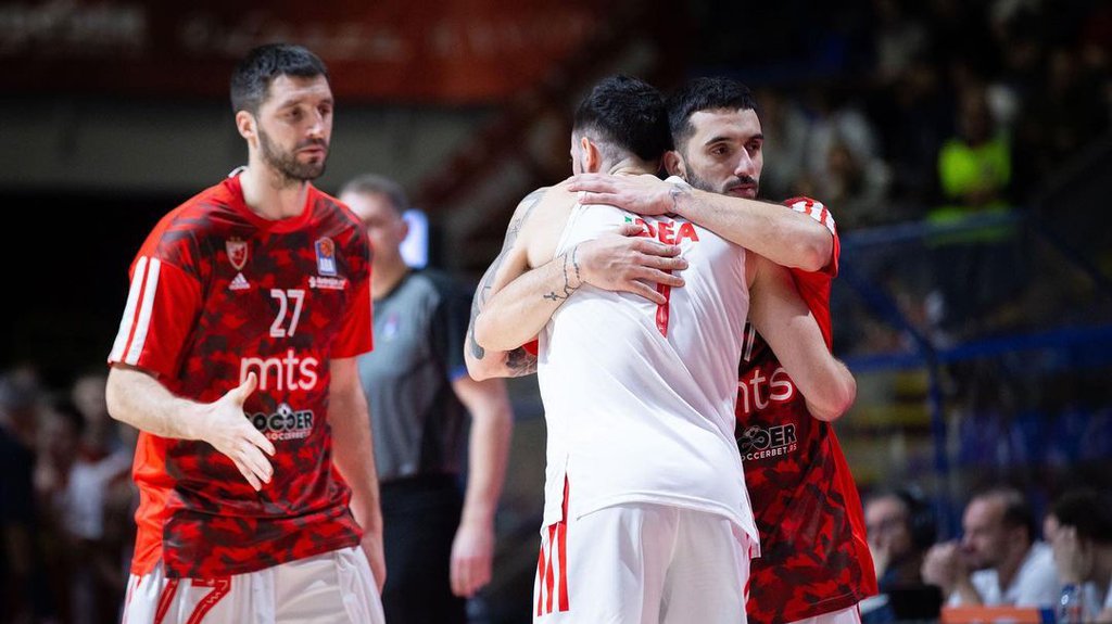 CRVENA ZVEZDA bolja od Efesa 🏀 | Red Portal